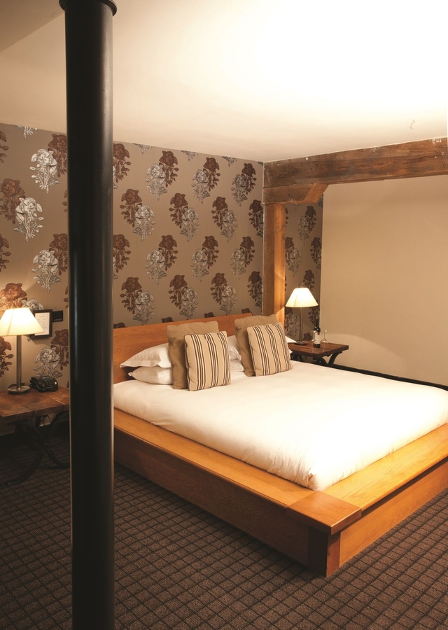 Hire Hotel Du Vin & Bistro | Christie's Library & Bar | VenueScanner