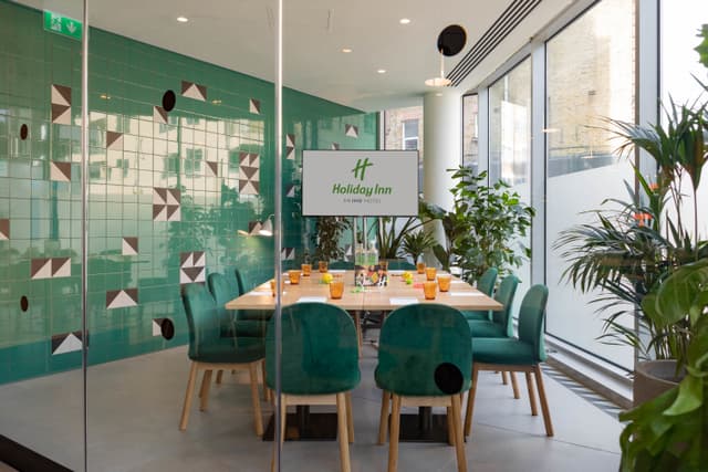Hire Holiday Inn London Whitechapel/ Whitechapel Think Factory | Green ...