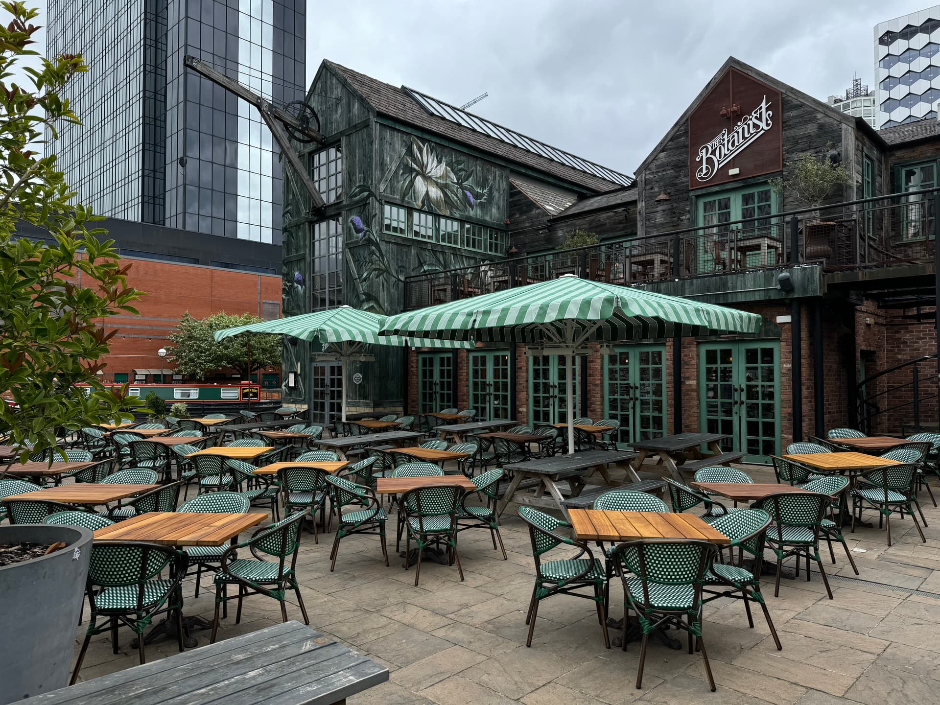 Hire The Botanist Gas Street Basin, Birmingham | VenueScanner
