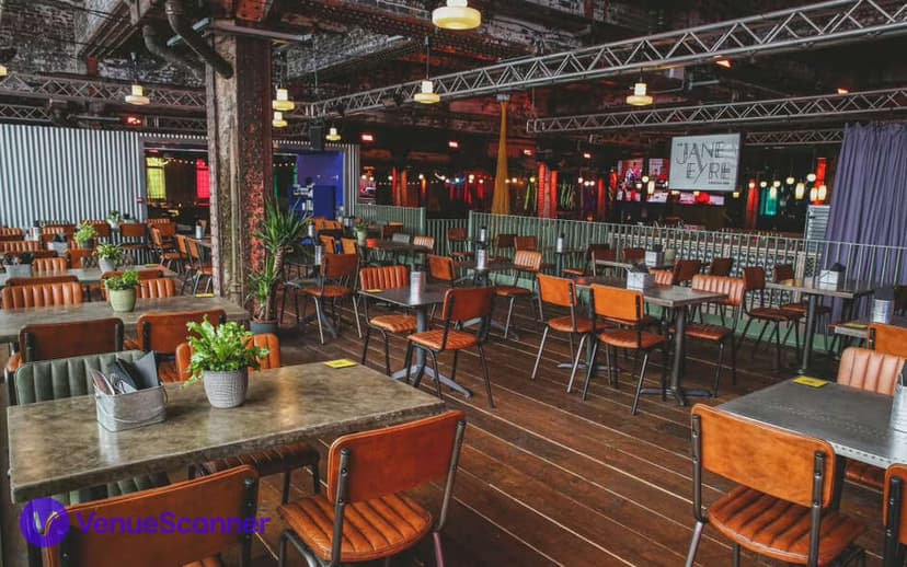 Hire Freight Island | VenueScanner