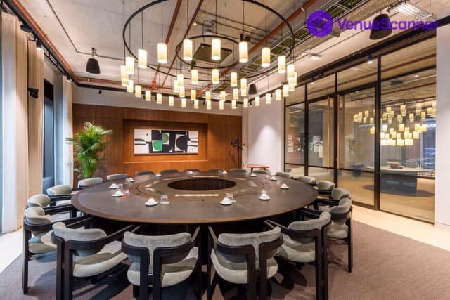 Hire DL/28 Old Street | Le Corbusier Meeting Room | VenueScanner
