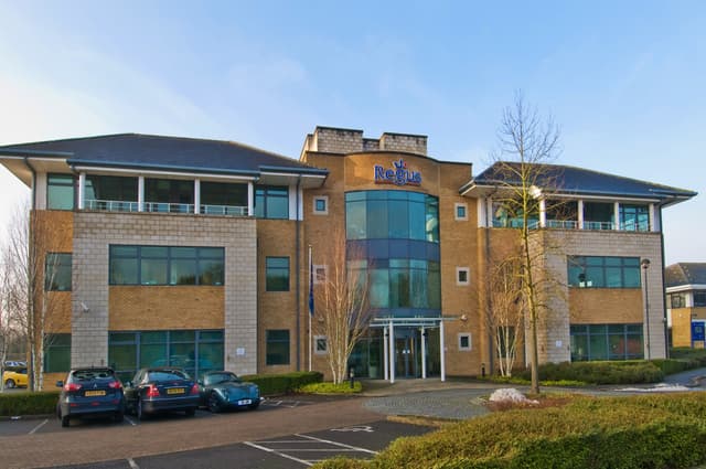 Hire Regus Camberley Frimley Rd | Paris | VenueScanner