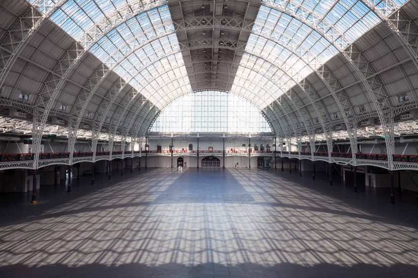 Hire Olympia | West Hall | VenueScanner